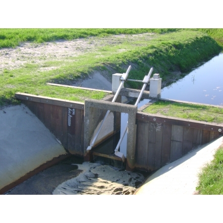 LEVERANCIER VOOR WEG- EN WATERBOUW