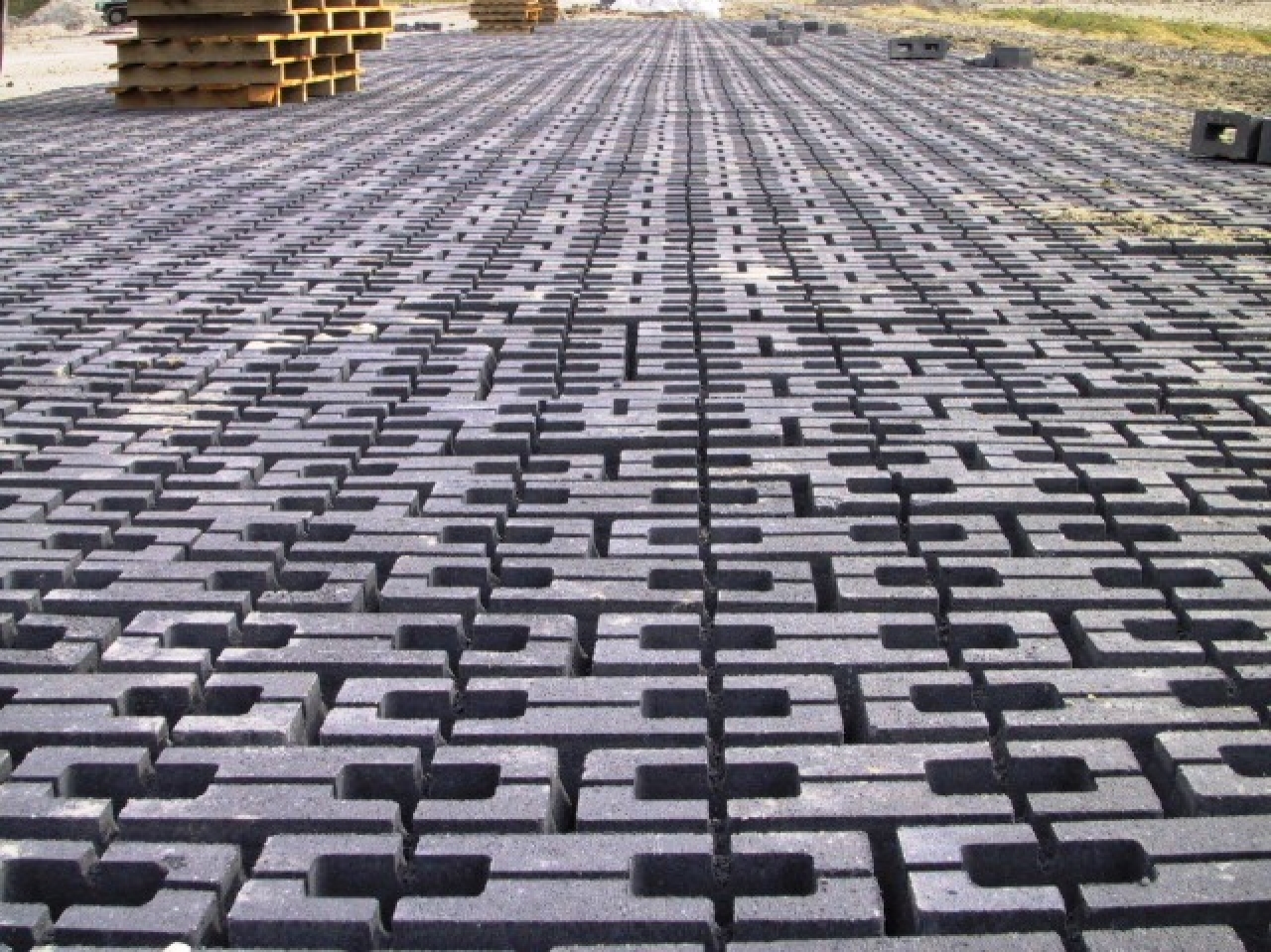 LEVERANCIER VOOR WEG- EN WATERBOUW