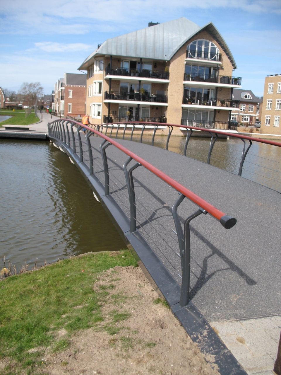 LEVERANCIER VOOR WEG- EN WATERBOUW