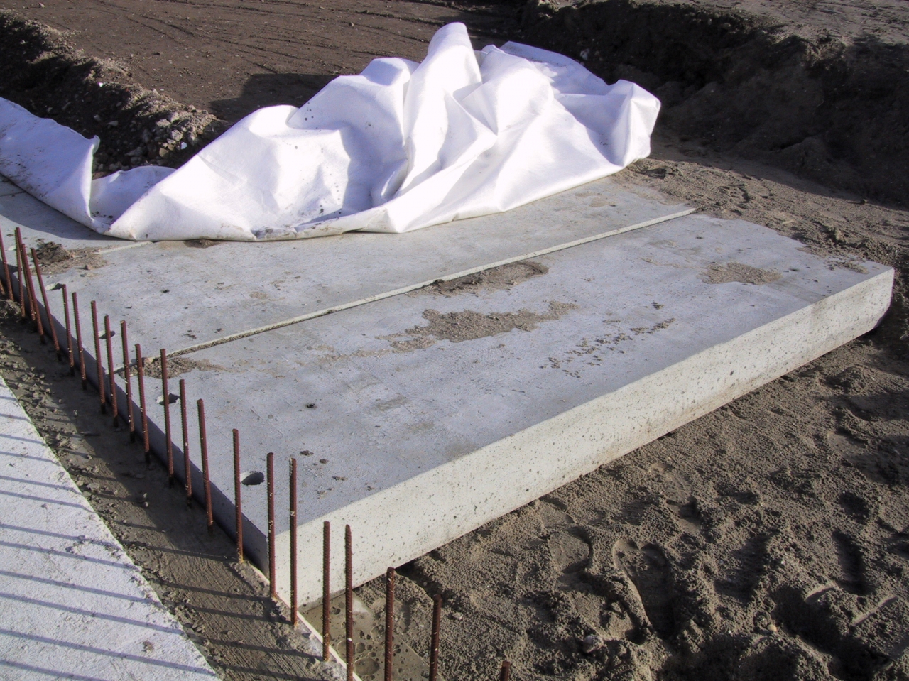 LEVERANCIER VOOR WEG- EN WATERBOUW