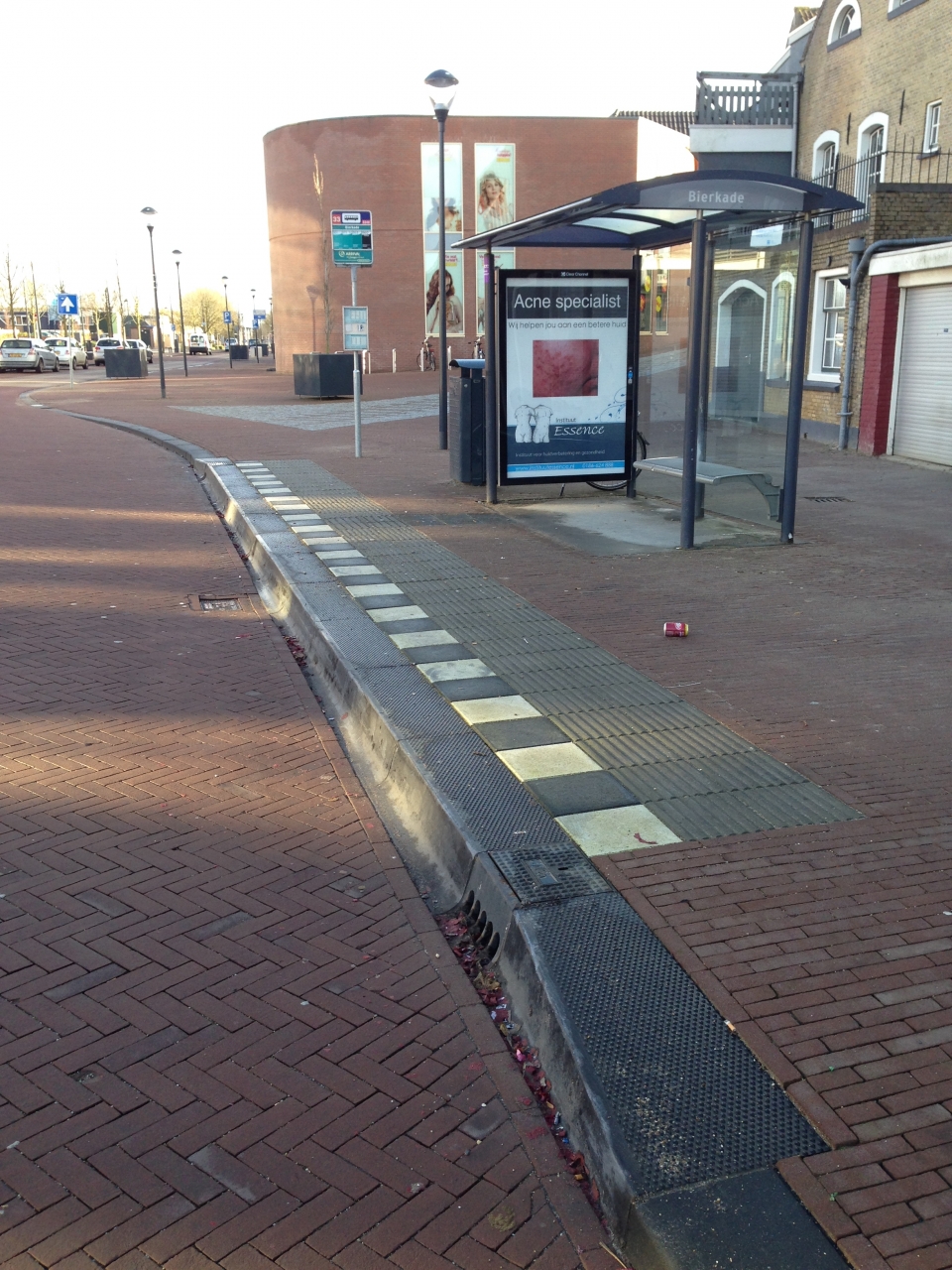 LEVERANCIER VOOR WEG- EN WATERBOUW