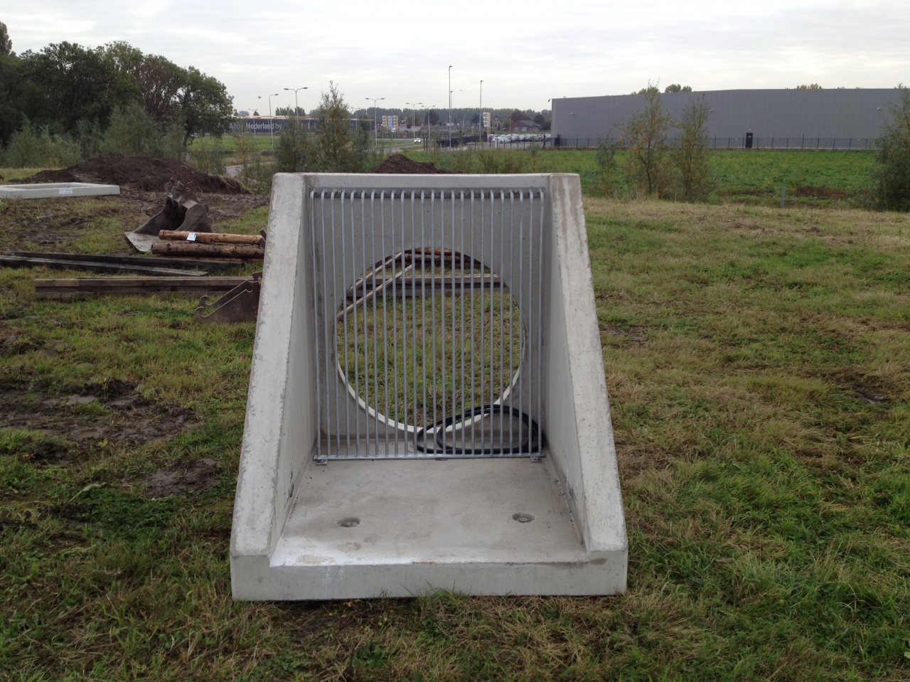 LEVERANCIER VOOR WEG- EN WATERBOUW