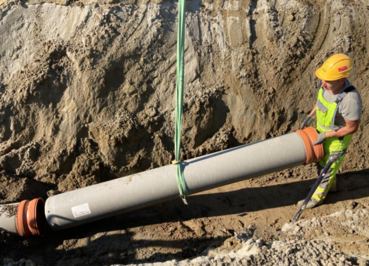 LEVERANCIER VOOR WEG- EN WATERBOUW